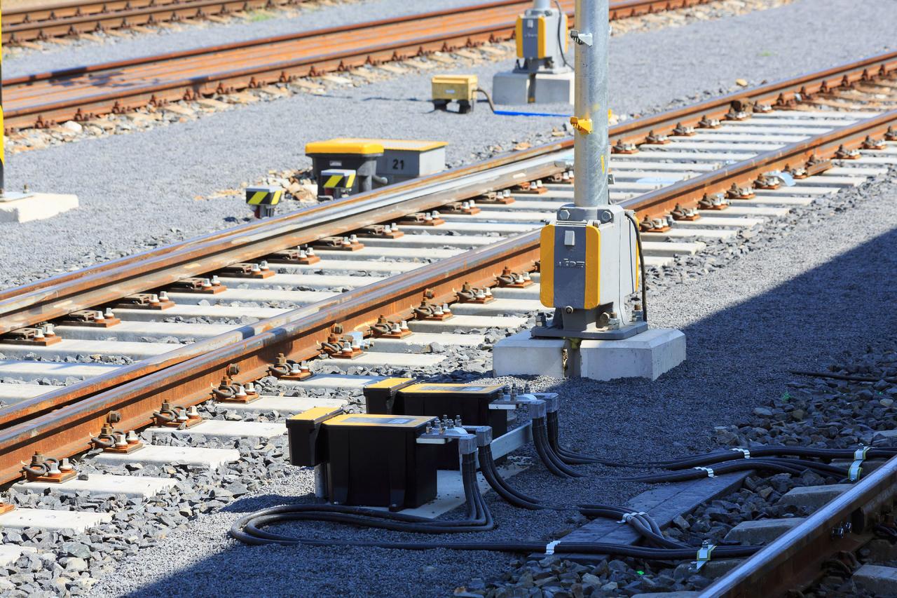 AŽD Praha s.r.o. | News | AŽD signed a contract for delivery of control ...