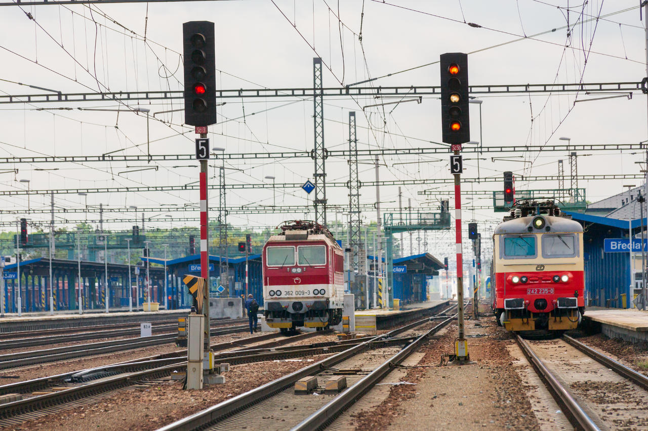 AŽD Praha s.r.o. | Konstruktér/Vývojový pracovník (pro oblast strojních ...