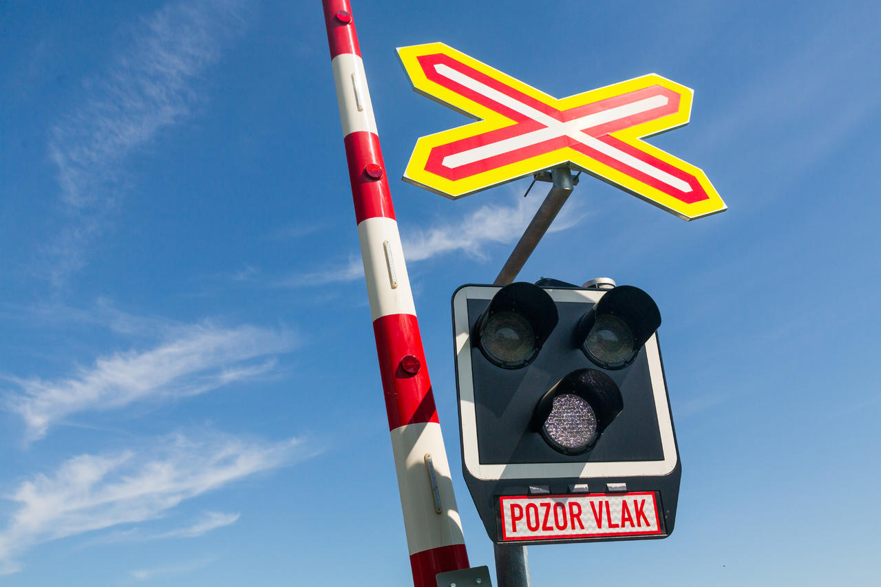 AŽD Praha s.r.o. | News | AŽD will deliver level crossing safeguarding ...